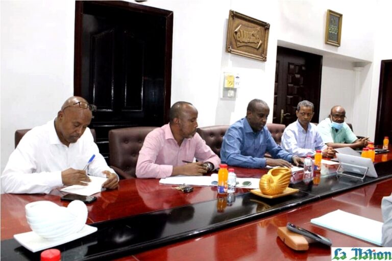 Le MCPT et le MENFOP pour des écoles connectées et une intégration ...